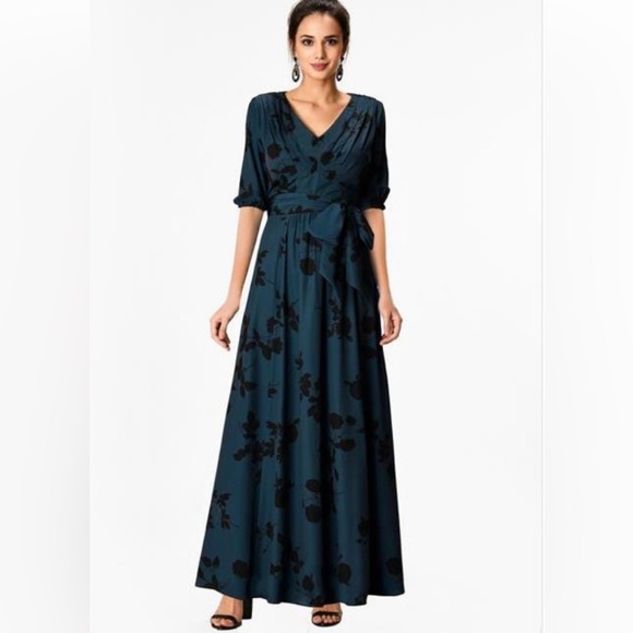 eshakti | Dresses | Eshakti Pleated Floral Print Crepe Maxi Dress ...